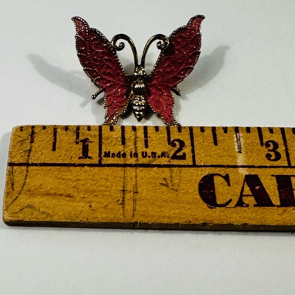 Jewelry | Vintage Brilliant Pink Butterfly Brooch Small See Pics | Poshmark